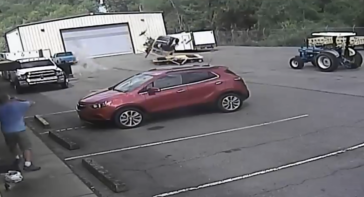 Arkansas Police Release Footage of Violent Helicopter Crash - Crew Daily