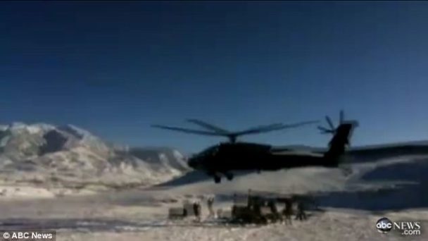 Dramatic footage shows U.S. Apache crashing in snow in Afghanistan ...
