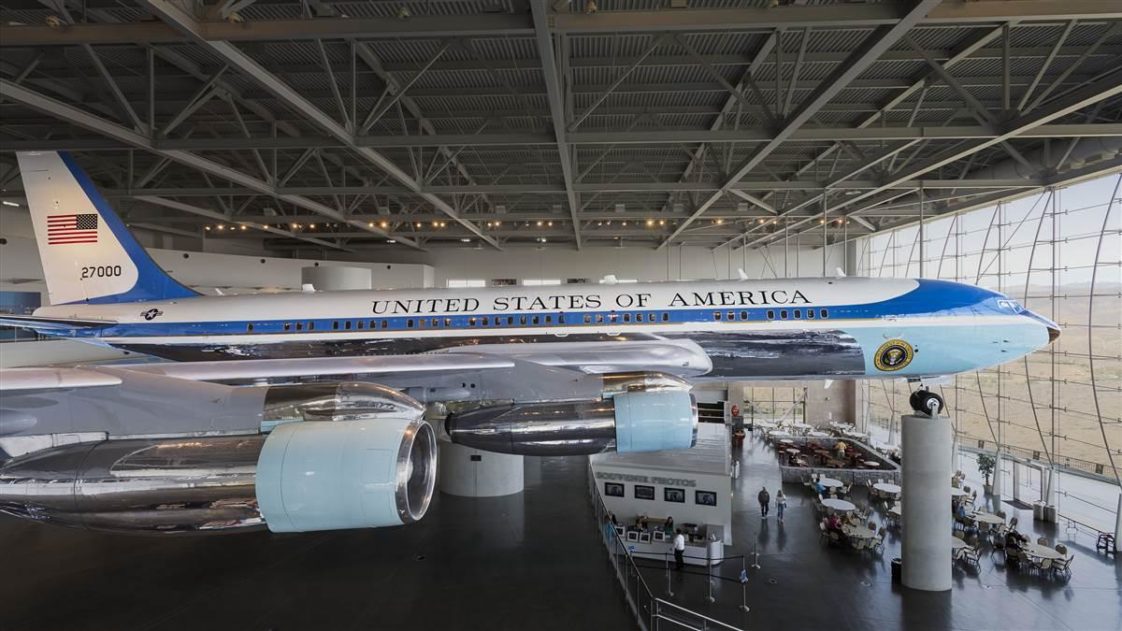 Little Known Facts About the Air Force One - Crew Daily