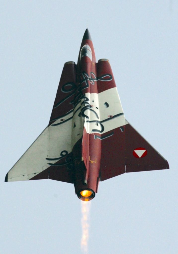 Amazing facts about Saab 35 Draken - Crew Daily