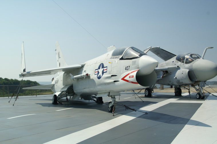 Amazing facts about Vought F-8 Crusader - Crew Daily