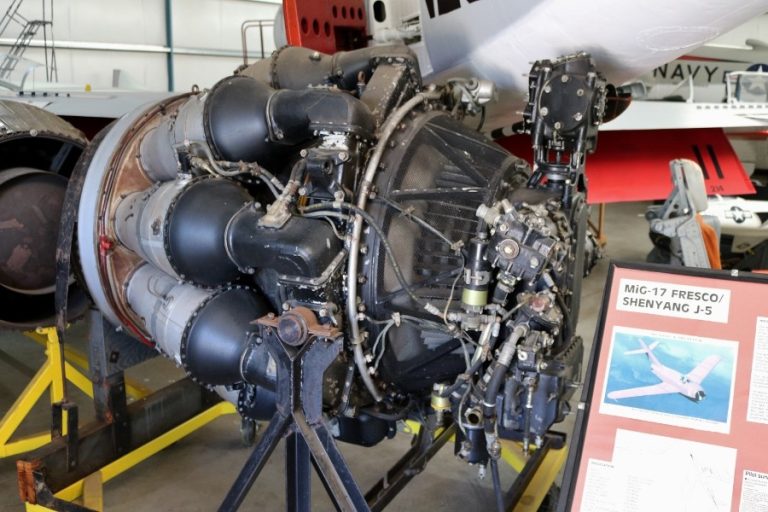 Amazing Facts About Mikoyan-Gurevich MiG-15 - Crew Daily