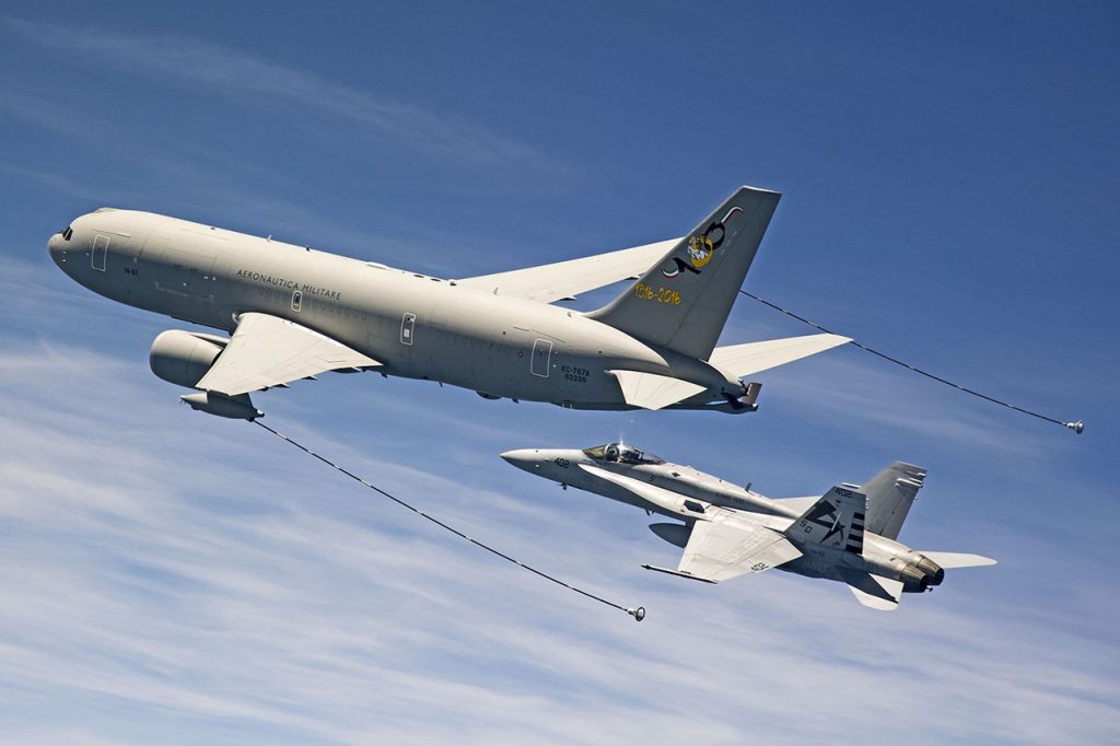 Top 10 aerial refueling aircraft in the world - Crew Daily