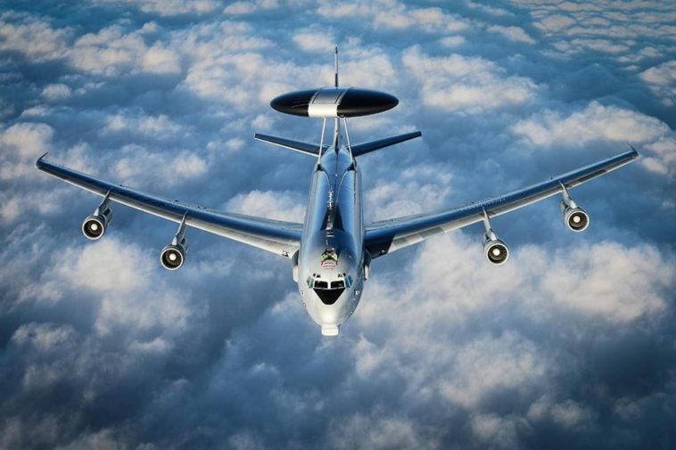 Interesting Facts about the Boeing E-3 Sentry - Crew Daily