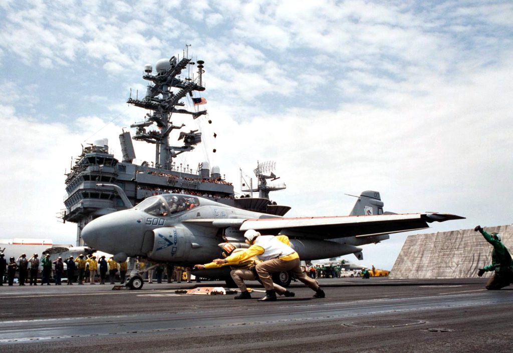 Amazing facts about the Grumman A-6 Intruder - Crew Daily