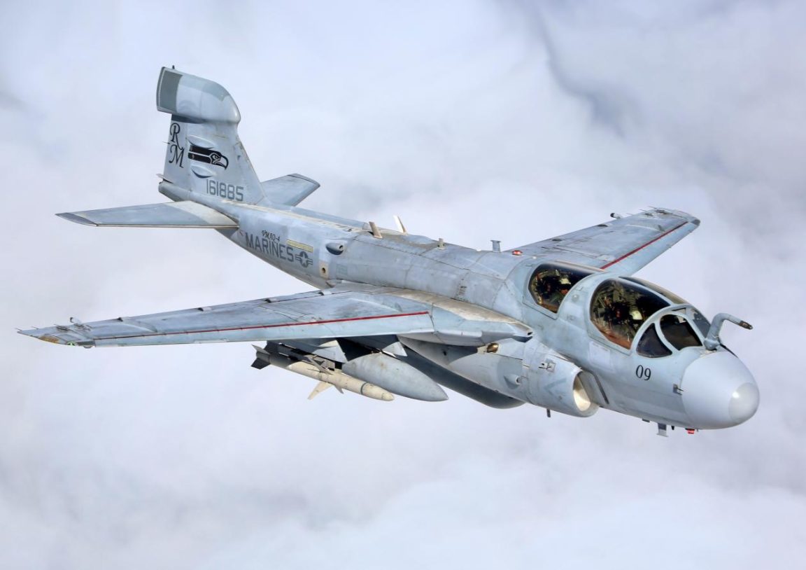 Amazing facts about the Grumman A-6 Intruder - Crew Daily
