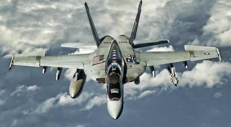 Amazing facts about the Boeing F/A-18E/F Super Hornet - Crew Daily