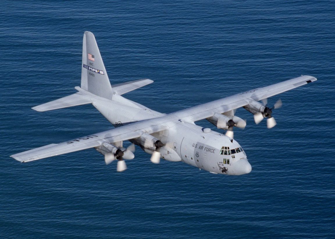 Amazing facts about the C-130 Hercules of The Blue Angels’ aka Fat ...