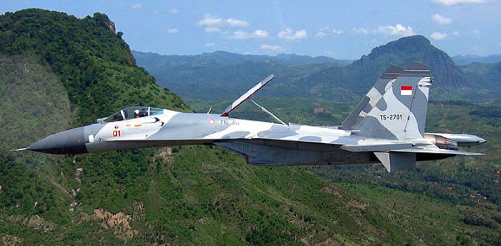 Amazing facts about the Sukhoi Su-27; Russian Air Superiority Jet ...