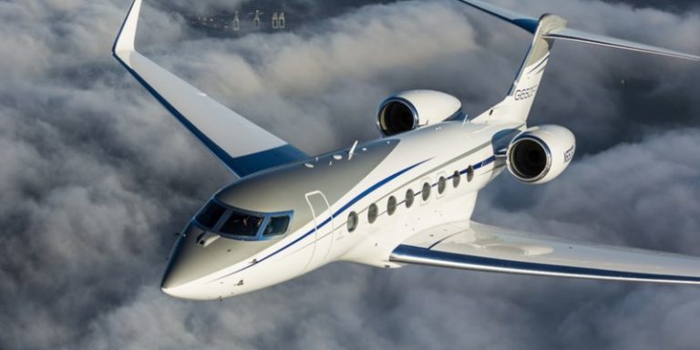 Famous tech billionaires who fly in private jets around the world ...