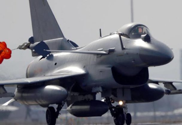 Interesting facts about the Chengdu J-10 - Crew Daily