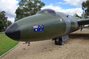 Amazing facts about the English Electric Canberra; First Generation ...