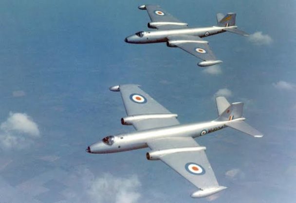 Amazing facts about the English Electric Canberra; First Generation ...