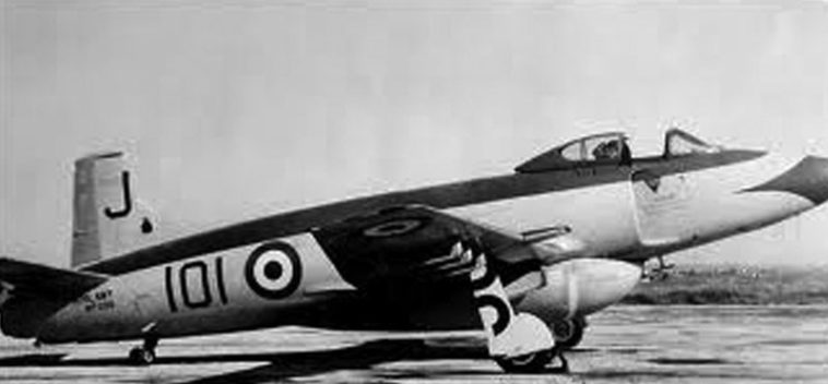 Supermarine Attacker: Royal Navy FAA's (Fleet Air Arms) first Jet ...