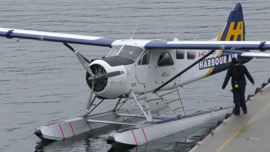 de Havilland Canada DHC-2 Beaver: Civilian STOL (Short Take-Off landing ...